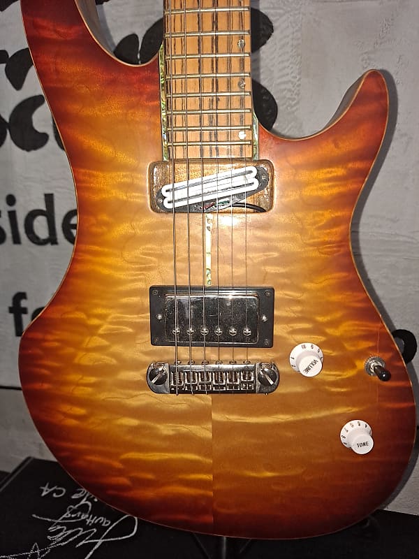 Master/Juicy guitars Hot rail ,zebra 2000's - Sunburst | Reverb