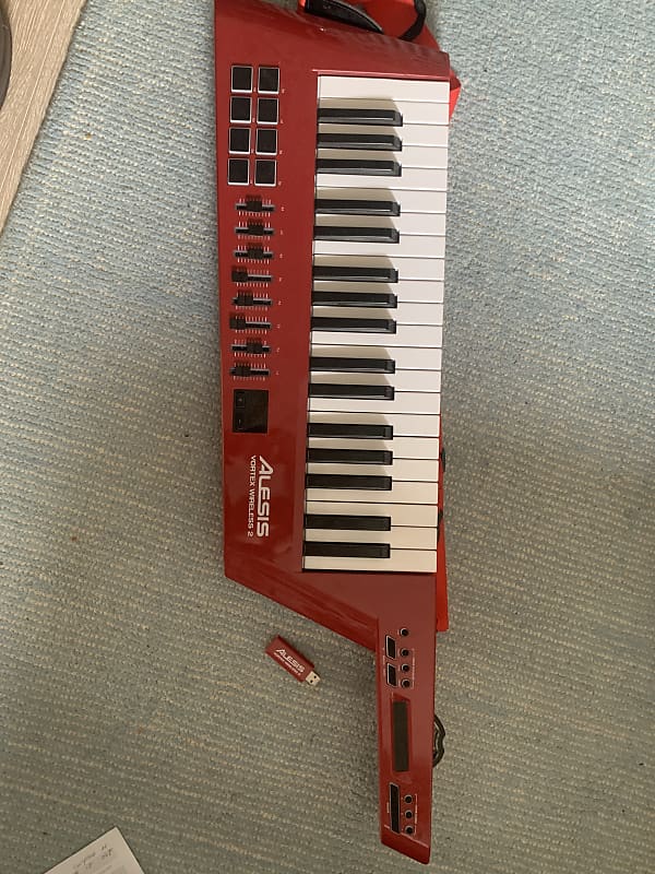 Alesis Vortex 2 Wireless Keytar limited edition USB/MIDI | Reverb