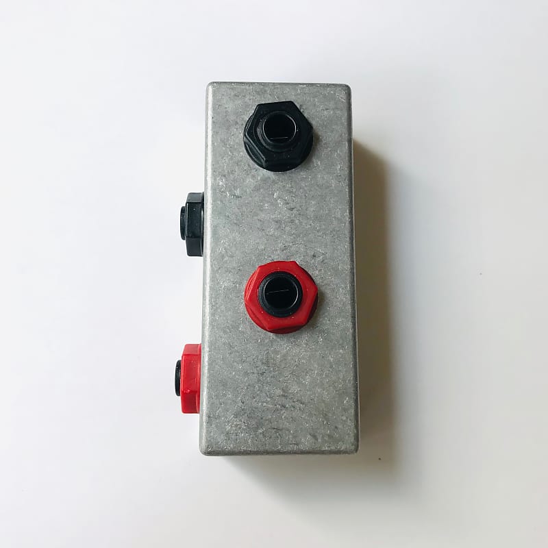 2-channel Junction Box Patch Bay With Stereo (TRS) Isolated | Reverb