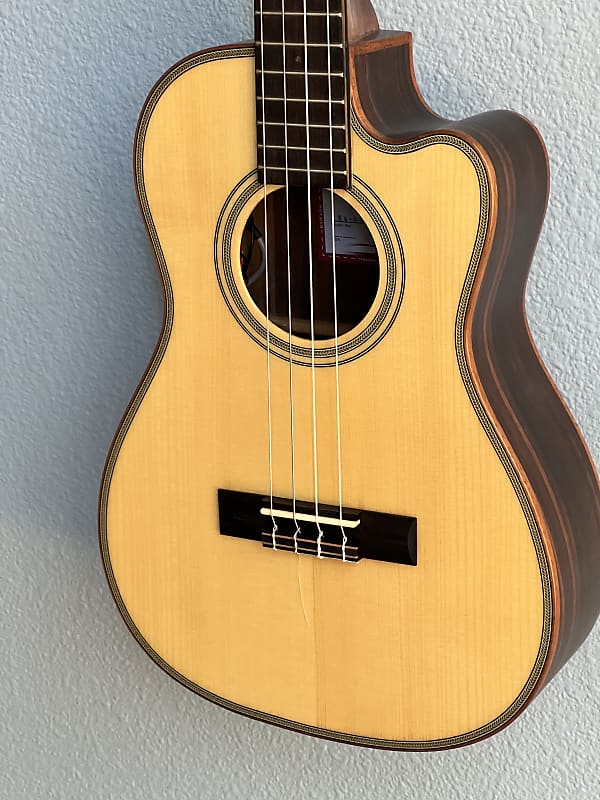 Kala KA-SSEBY-B-CE Spruce top Ebony Baritone cutaway EQ - | Reverb