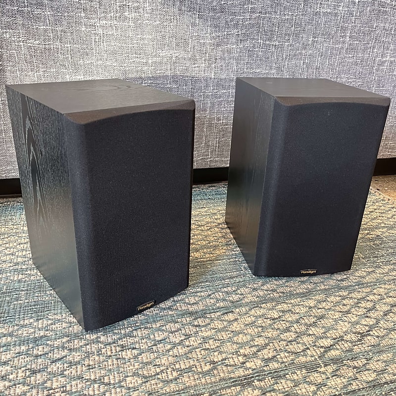 Paradigm Titan V2 Bookshelf Speakers | Reverb