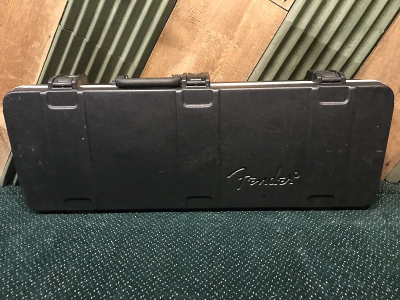 Fender Deluxe Molded ABS Strat/Tele Electric Guitar Hardshell | Reverb