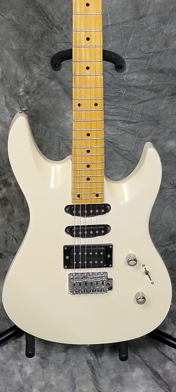 SUPER RARE VINTAGE 1992 Samick Superstrat YV-162WH | Reverb