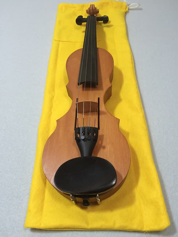 Pochette violin. 4/4 size with gig bag.kit . | Reverb