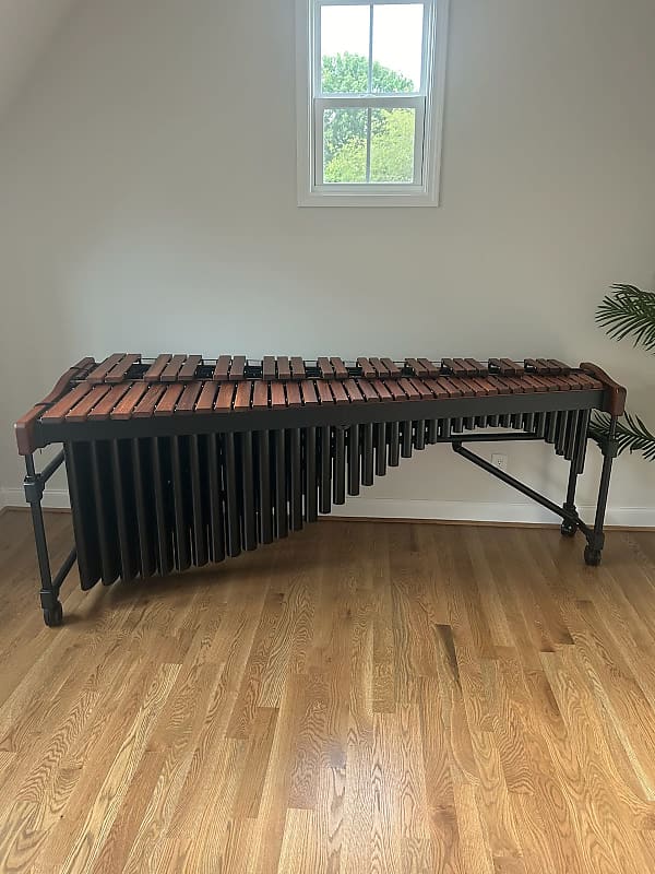 Marimba One Izzy 5 Octave Basso Bravo Resonators, Enhanced | Reverb
