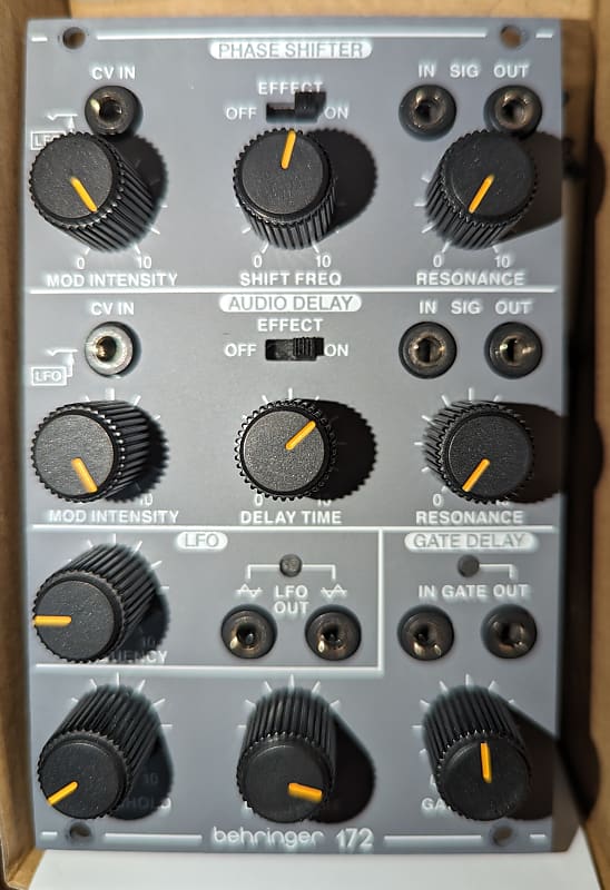Behringer 172 Phase Shifter / Delay / LFO | Reverb