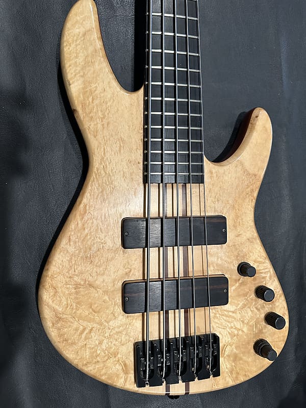 Roger (RBass) Elite | Reverb
