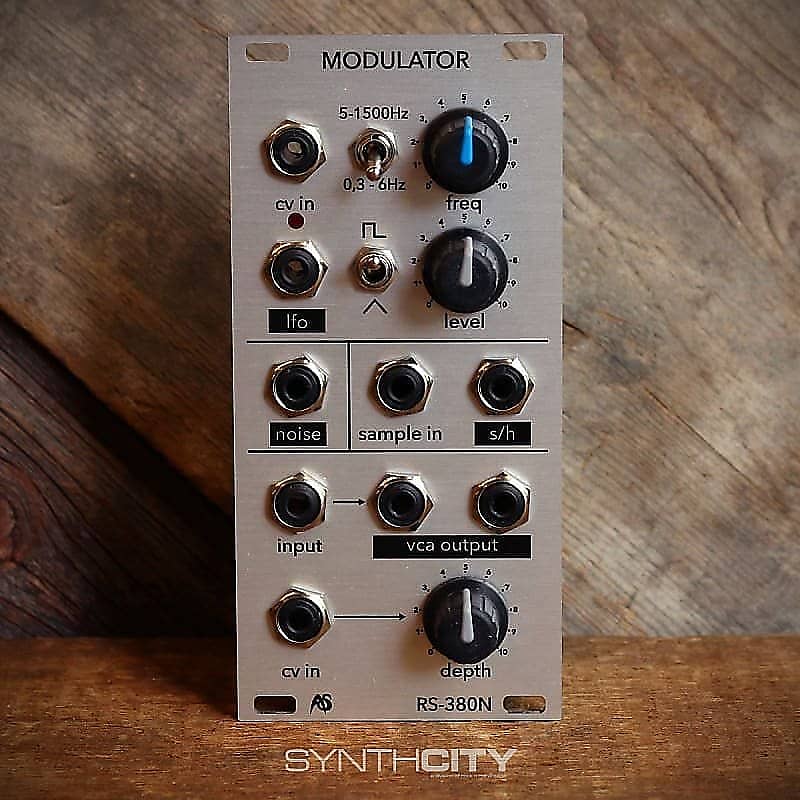 Analogue Systems RS-380N Modulator | Reverb