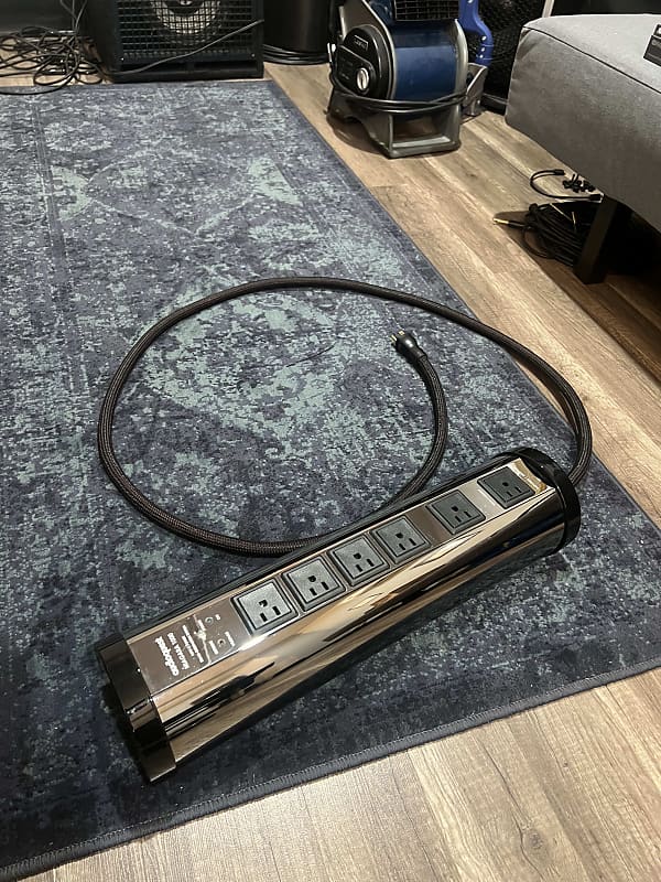 AudioQuest Niagara 1000 with Special NRG Z3 AC cable 2018 - | Reverb