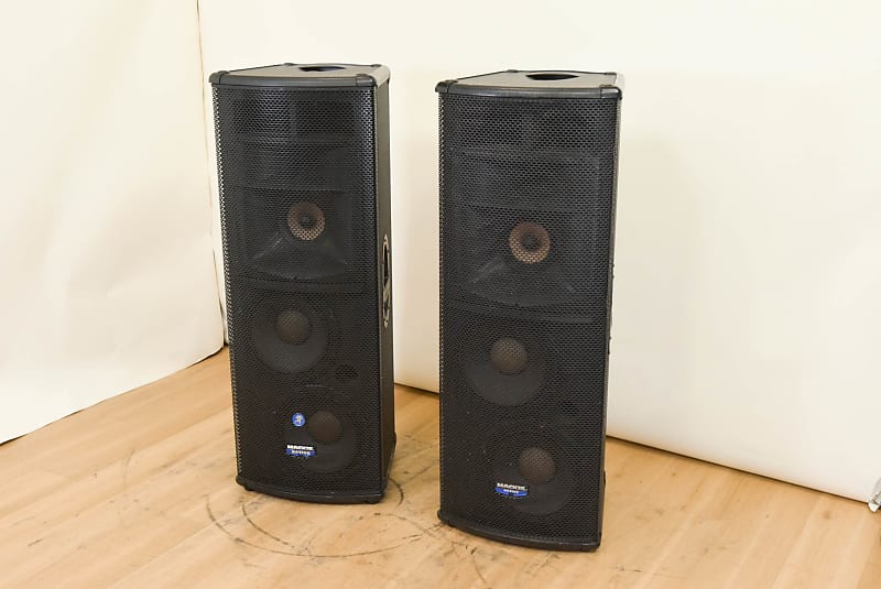 Mackie SA1232 Active 3-Way Sound Reinforcement Speaker System | Reverb