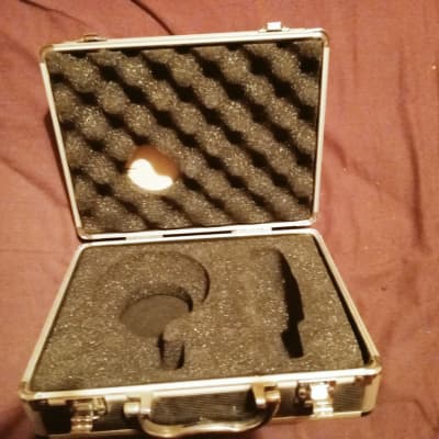 AKG C3000B Microphone Cardoid Condenser [Carry Case]. | Reverb UK