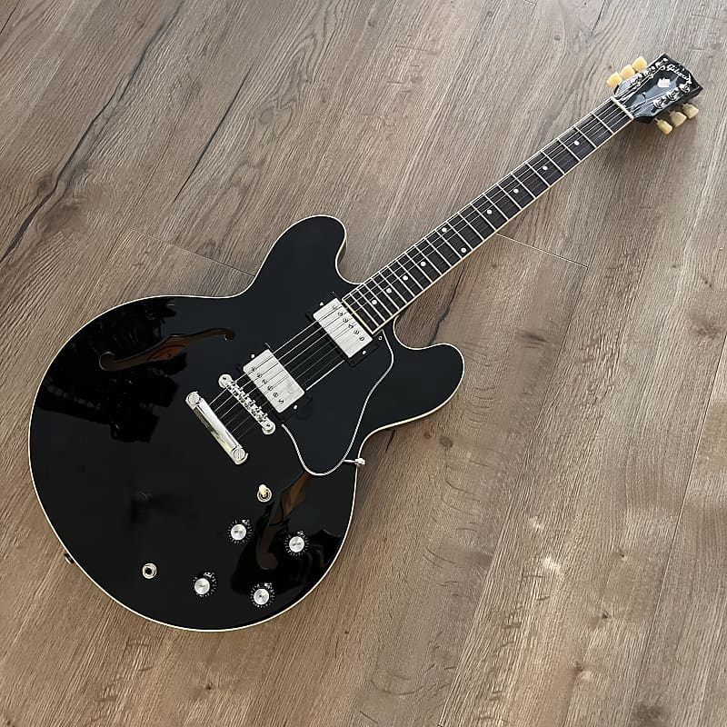 Gibson 335 2022 - Ebony | Reverb