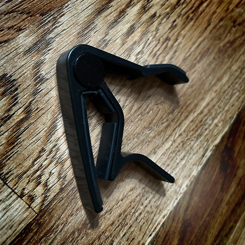 Black Capo - for 6 string acoustic / electric guitar | Reverb