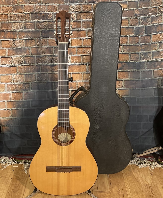 Guild Mark III Classical Acoustic 1962 | Reverb