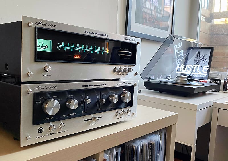 Marantz 1040 with Marantz 104 Tuner - Mid 1970s Silver | Reverb