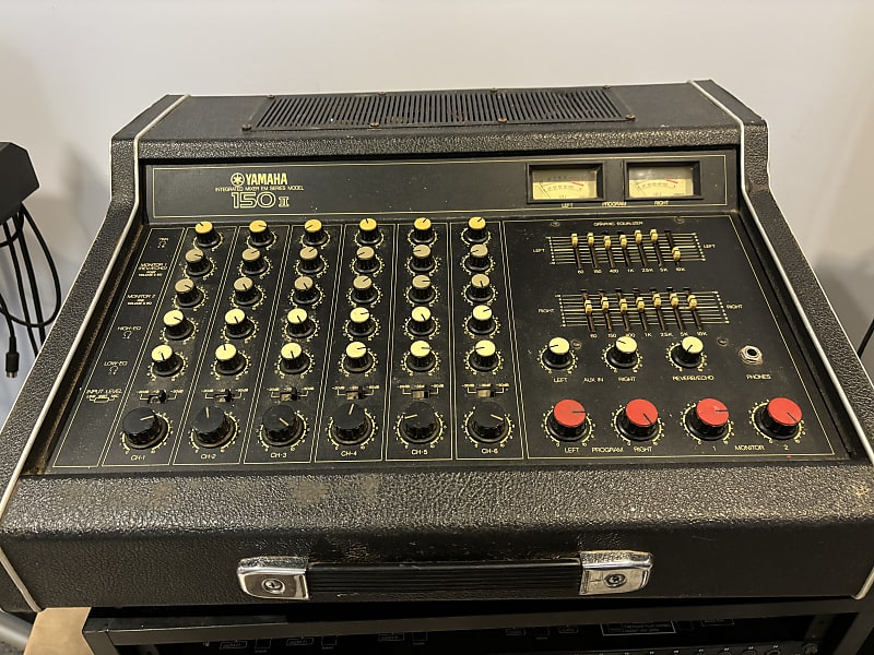 Yamaha EM150 IIB 1970's - Black | Reverb