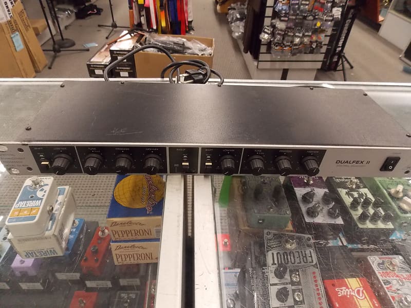 Behringer DualFEX II Spectral Enhancer | Reverb