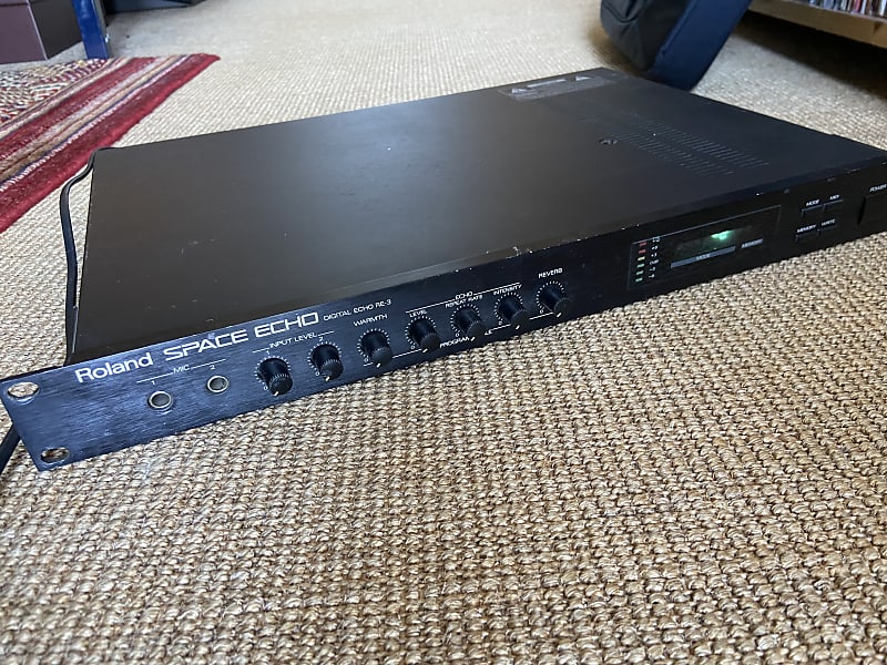 Roland RE 3 Space Echo Tape Delay / Reverb 1970s - Black | Reverb UK