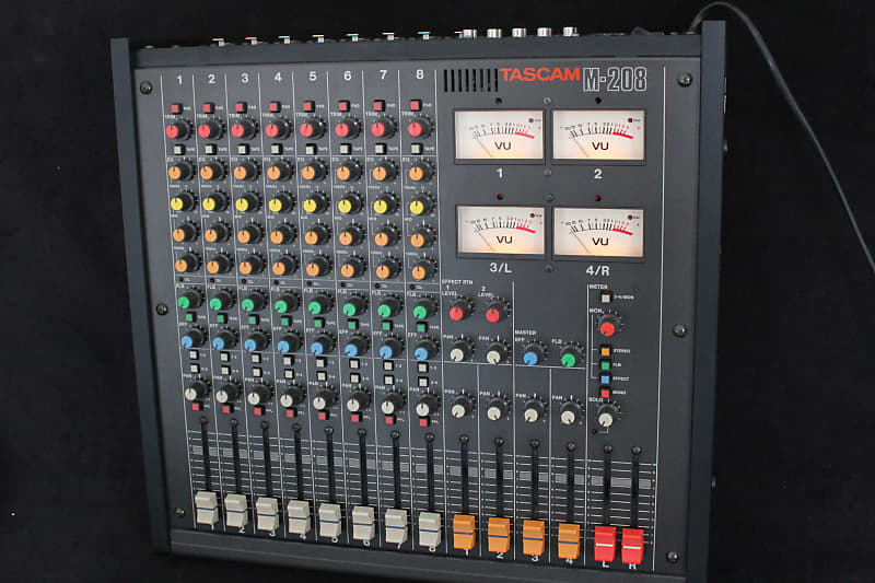 TASCAM M-208 | Reverb