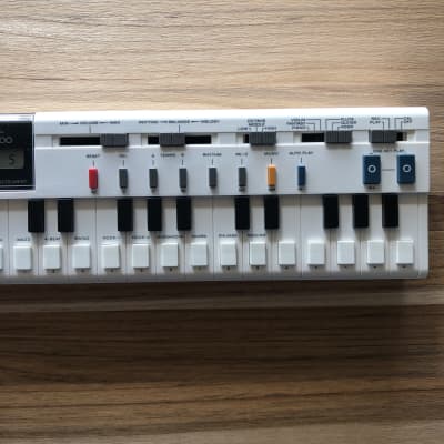 Realistic Concertmate 200 Portable Mini Synth Vintage 1980'S | Reverb