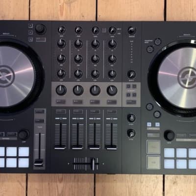 Native Instruments TRAKTOR KONTROL Z2 DJ Mixer (San Antonio, | Reverb