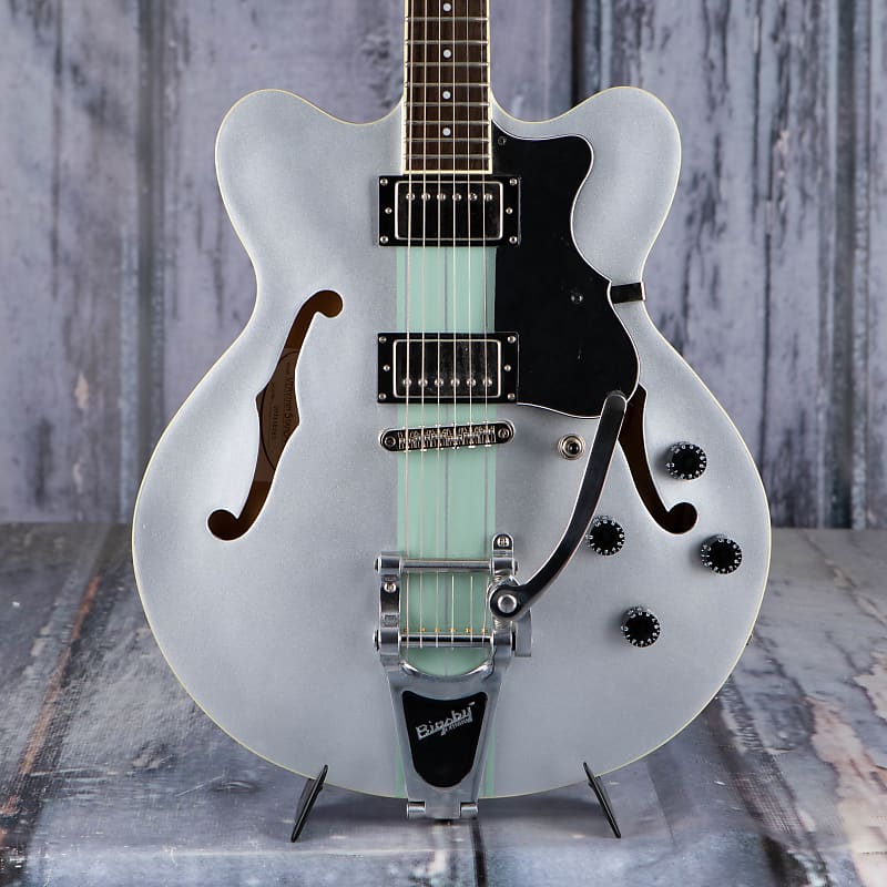 Hofner Verythin Standard CT Semi-Hollowbody, Metallic Silver | Reverb