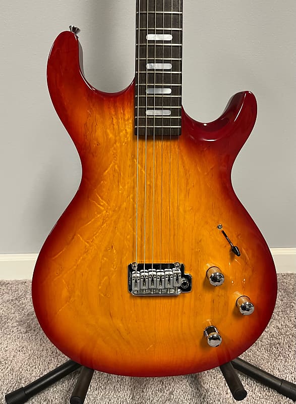 Line 6 Variax 700 Modeling Guitar 2010's - Sunburst | Reverb