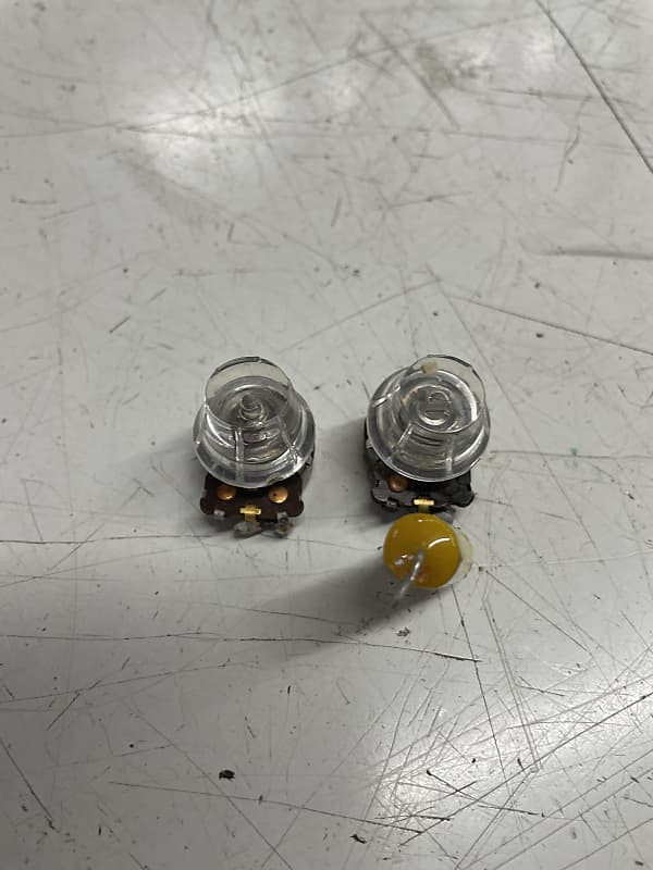 Harmony / Silvertone 2 Knobs and pots 1960,s - Clear | Reverb