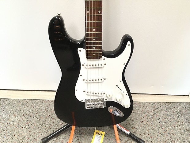 Used Synsonics PRO SERIES STRAT STYLE Electric Guitar Black | Reverb