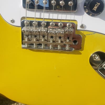 Partscaster Strat 2000s - Yellow Relic | Reverb