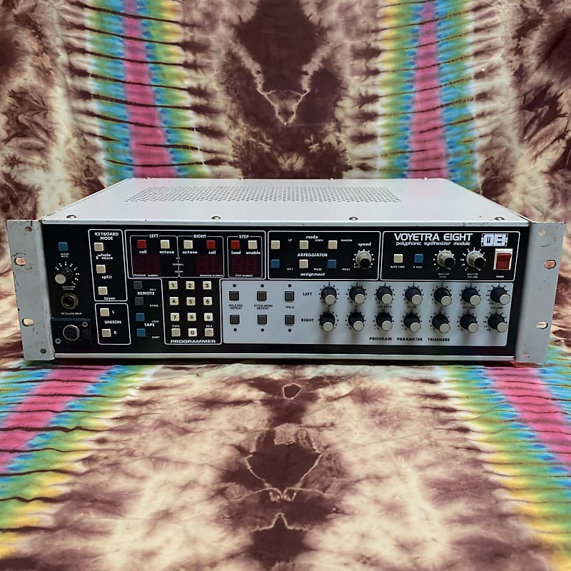 Octave-Plateau Voyetra Eight | Reverb