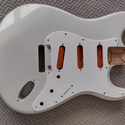 Warmoth Arctic White stratocaster body | Reverb
