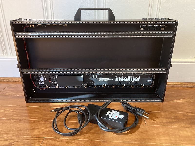 Intellijel 104HP Stealth Case Eurorack Black with Soft Case | Reverb