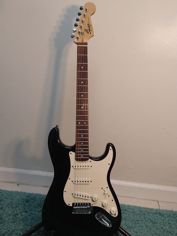 Squier Strat | Reverb