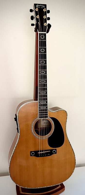 Martin DC-Aura 175th Anniversary Edition 2008 | Reverb