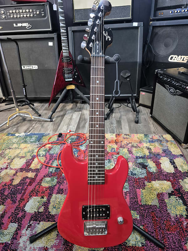 First Act Me 1958 2010s - Red gloss 1/2 size | Reverb