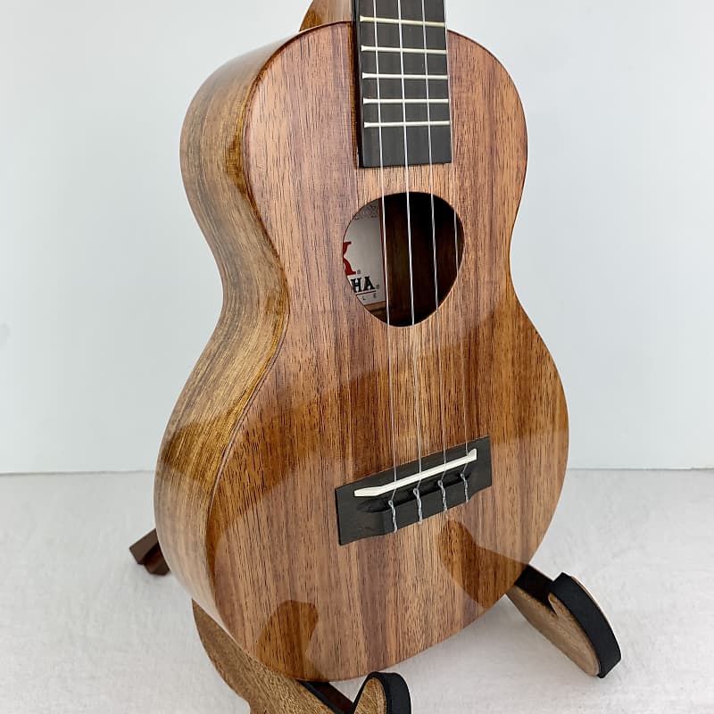 KoAloha Concert Ukulele, Solid Koa, Model KCM-00 w/Hard Case | Reverb