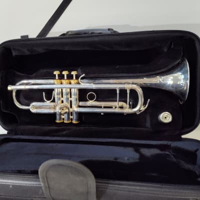Eastman ETR821GS Trumpet | Reverb