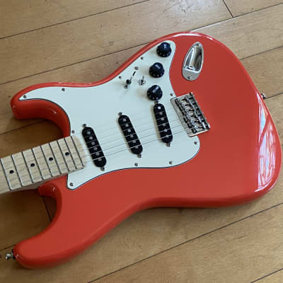 Del Mar Lutherie Hardtail Surfcaster Strat 2022 Fiesta Red - | Reverb