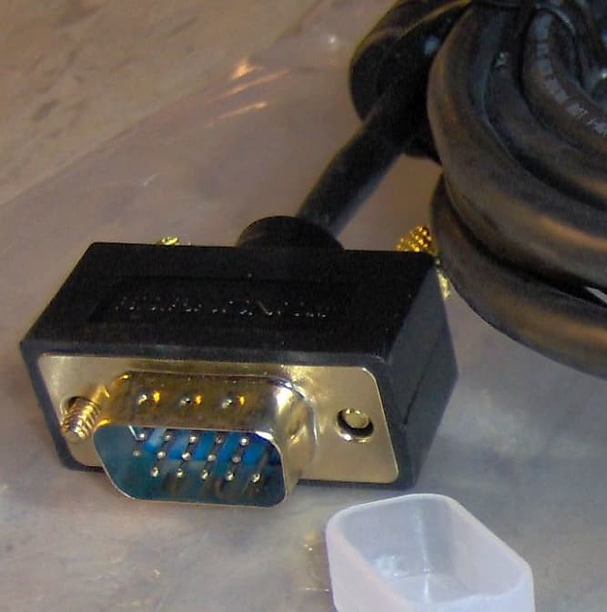 Monoprice ultra Slim VGA SVGA Cable 10 ft Black/Gold male | Reverb