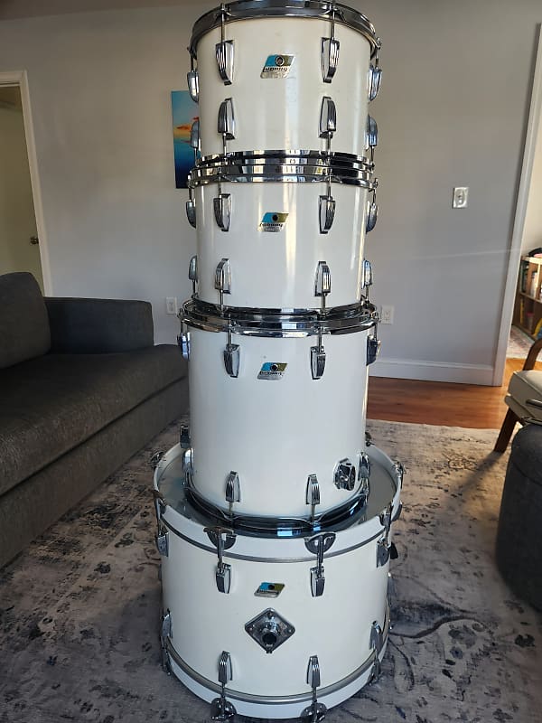 Ludwig '79-'80 6-ply maple - White Cortex with rounded blue | Reverb