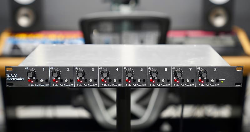 DAV Electronics BG8 | Reverb