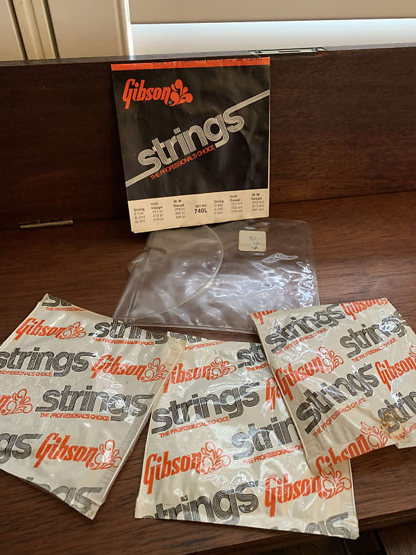 Gibson String Set 1970s Case Candy | Reverb