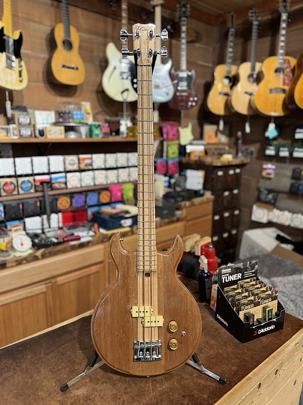 S.D. Curlee Bass | Reverb