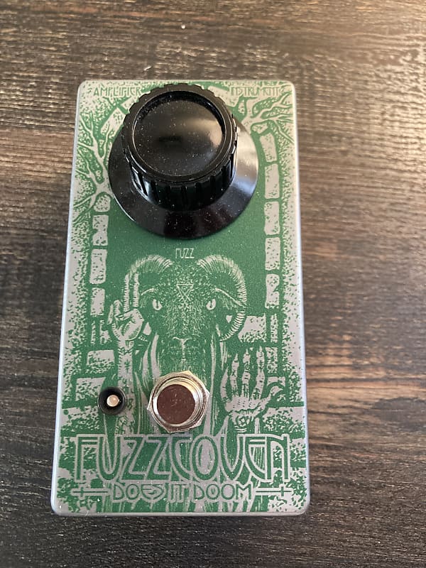 Does It Doom Fuzz Coven V1 (First Run) | Reverb