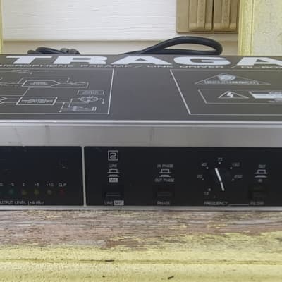 Behringer Hi Def Ultra Gain Mic 2000 Preamp/Line Driver Rack | Reverb