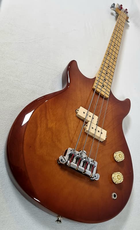 1980 Hondo Professional H-1015 | Reverb