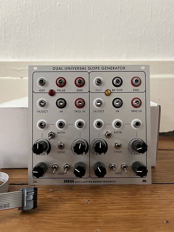 Random Source Serge Dual Universal Slope Generator | Reverb España