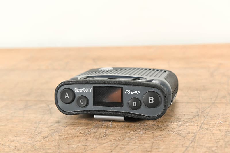 Clear-Com FSII-BP19-X4-US FreeSpeak II 1.9GHz Wireless | Reverb