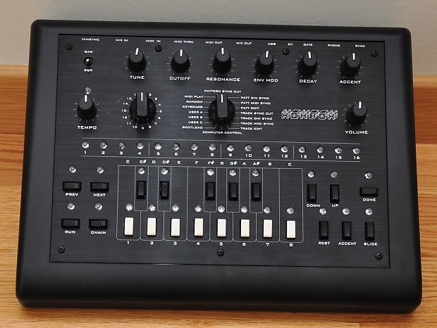 x0xbox from WILLZY X0XB0X TB - 303 CLONE 2016 Black | Reverb